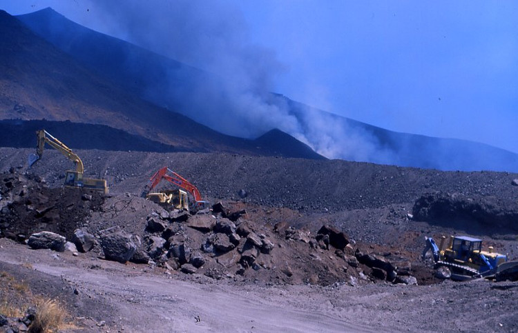 Etna - l'éruption de 2001 - Volcanspro